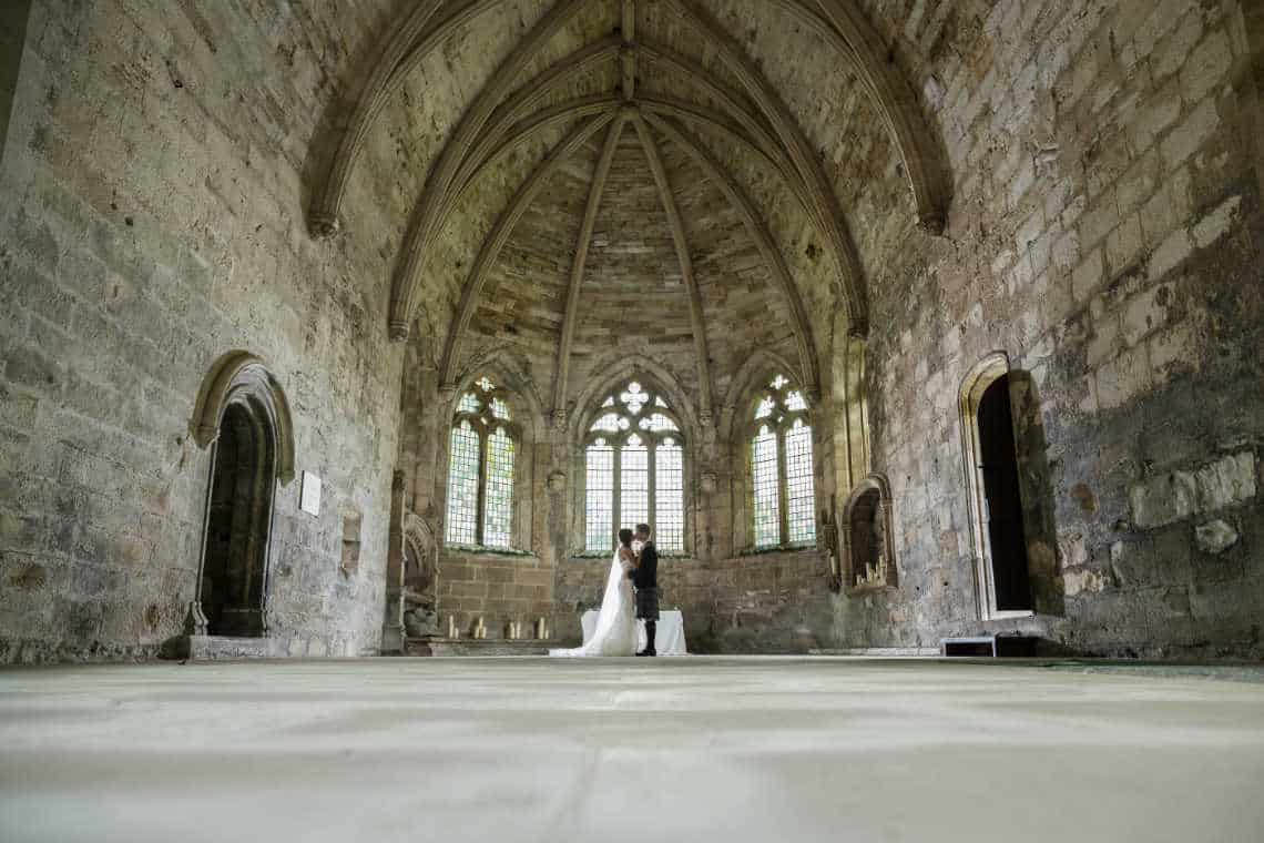 Edinburgh Wedding Photographer | Love Wedding Photos And Film